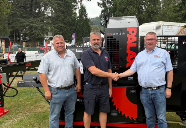 Palax UK- Firewood Processors - New & Second Hand Processors